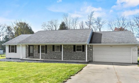 Sold - 3363 N Old Farm Road, Warsaw, IN 46582 | MLS# 202341232